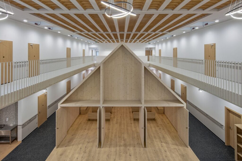 Humanitarian Architecture: The Warsaw Homeless Shelter - Architalkz